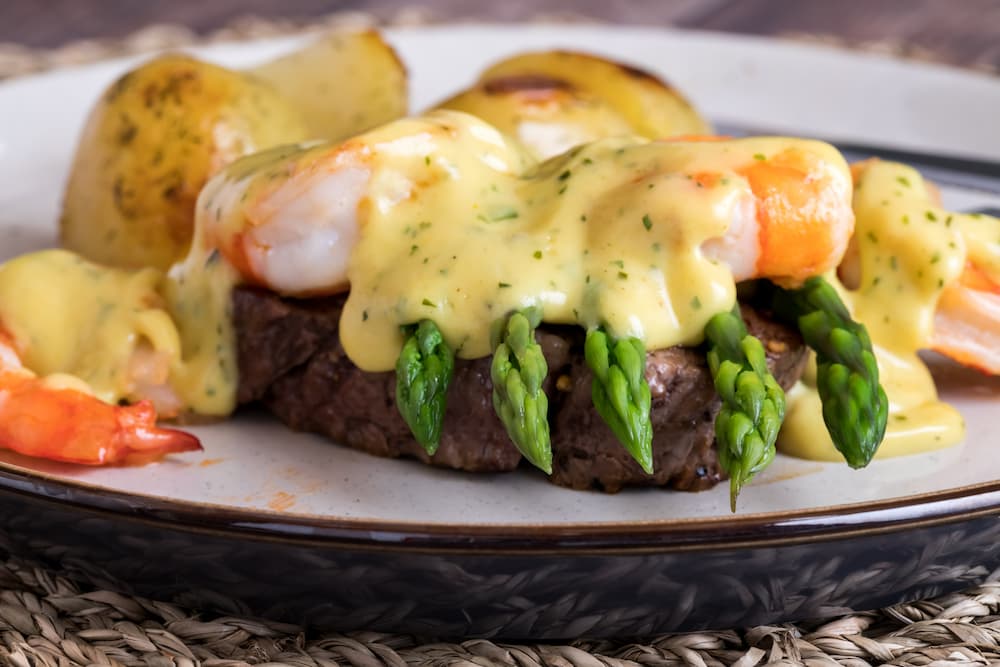 What is an Oscar Style Steak? | Billy's Stone Crab